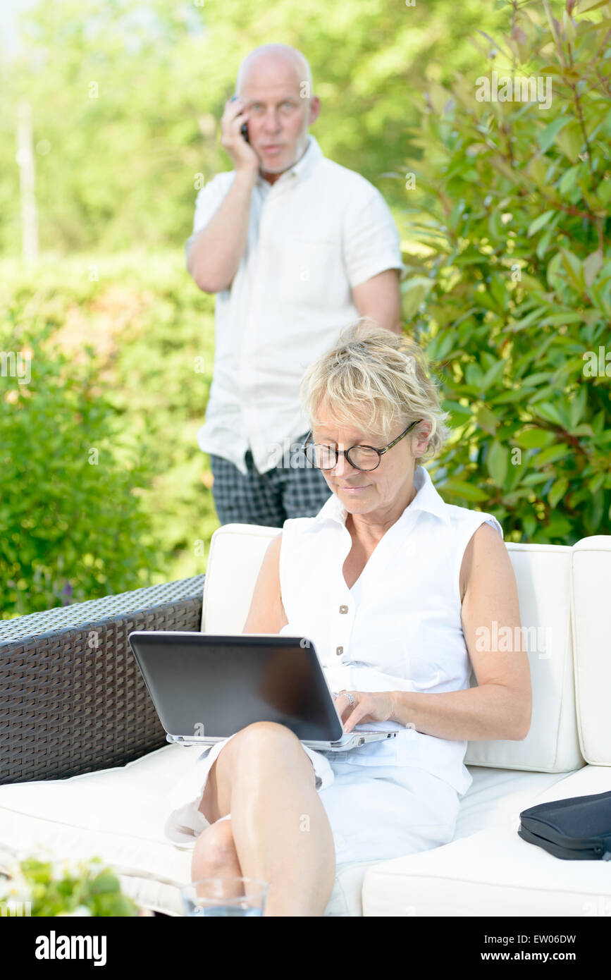 Wife computer hi-res stock photography and images - Alamy