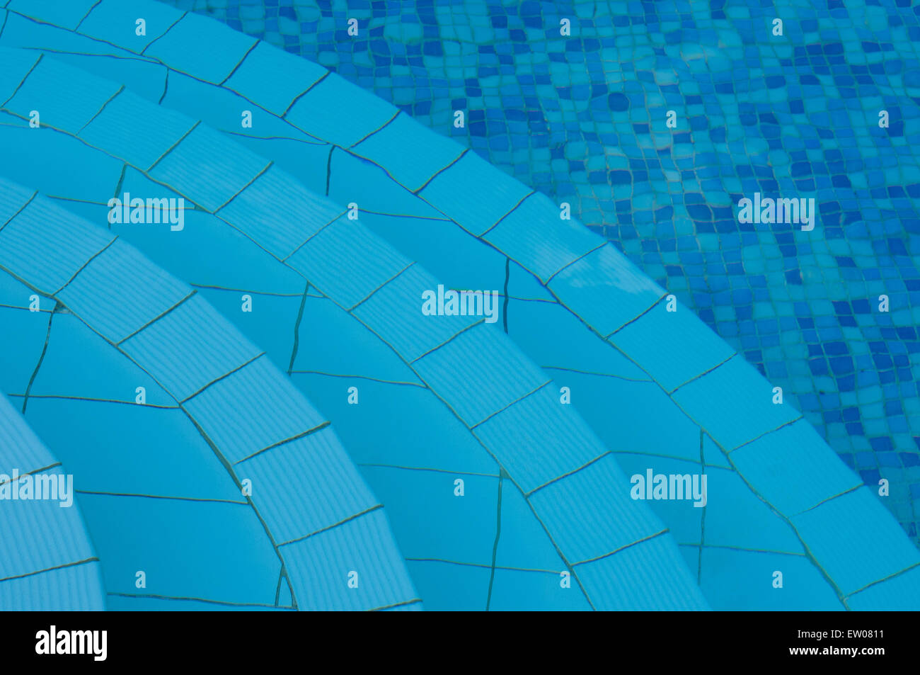 Water geometric hi-res stock photography and images - Alamy