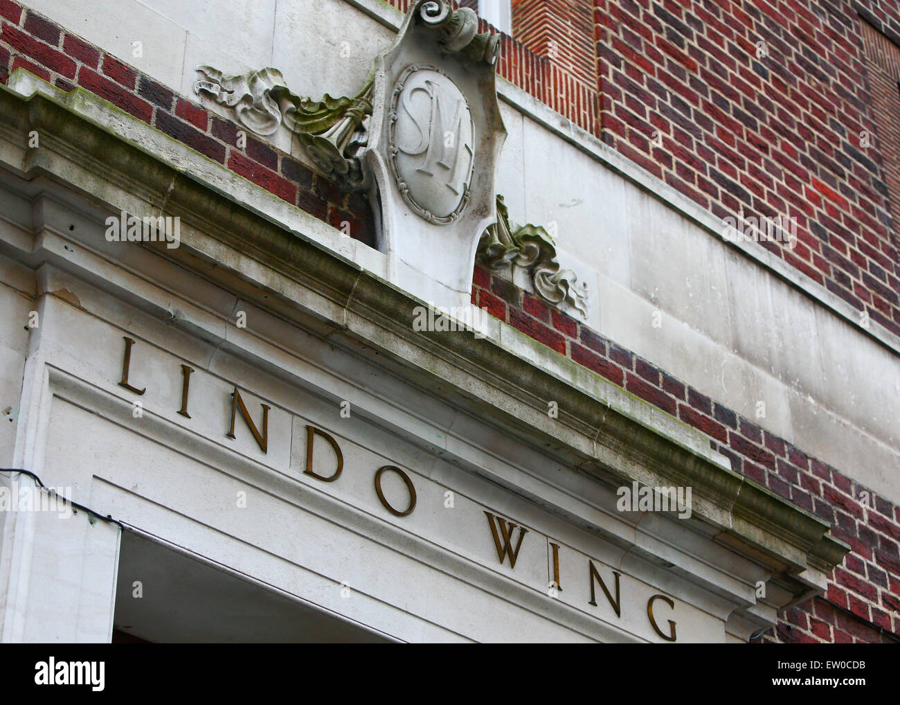 The front doors of the Lindo Wing at St. Mary's Hospital get a fresh ...