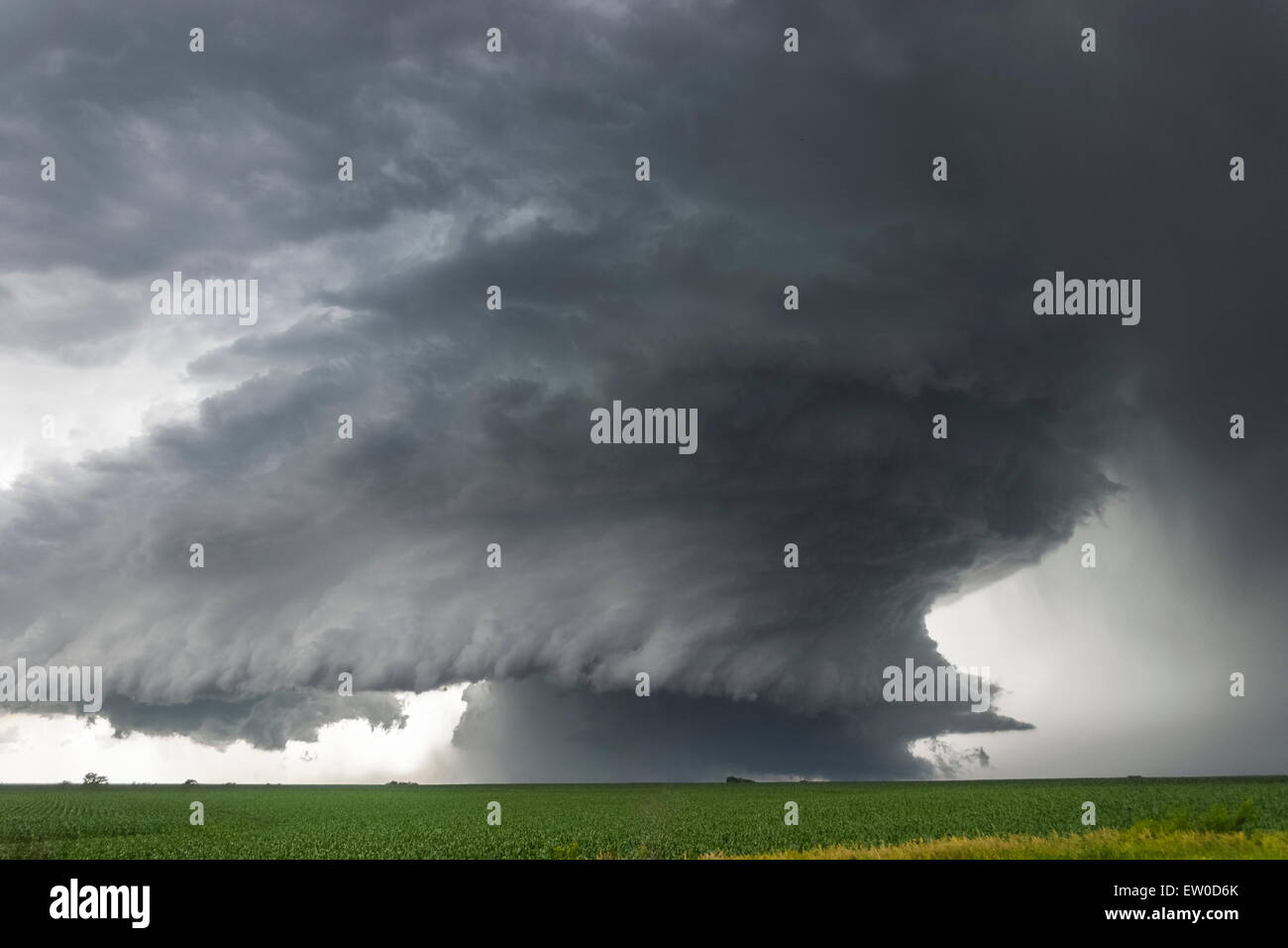 Supercell storm moves near Alvo Nebraska June 13, 2004 Stock Photo - Alamy