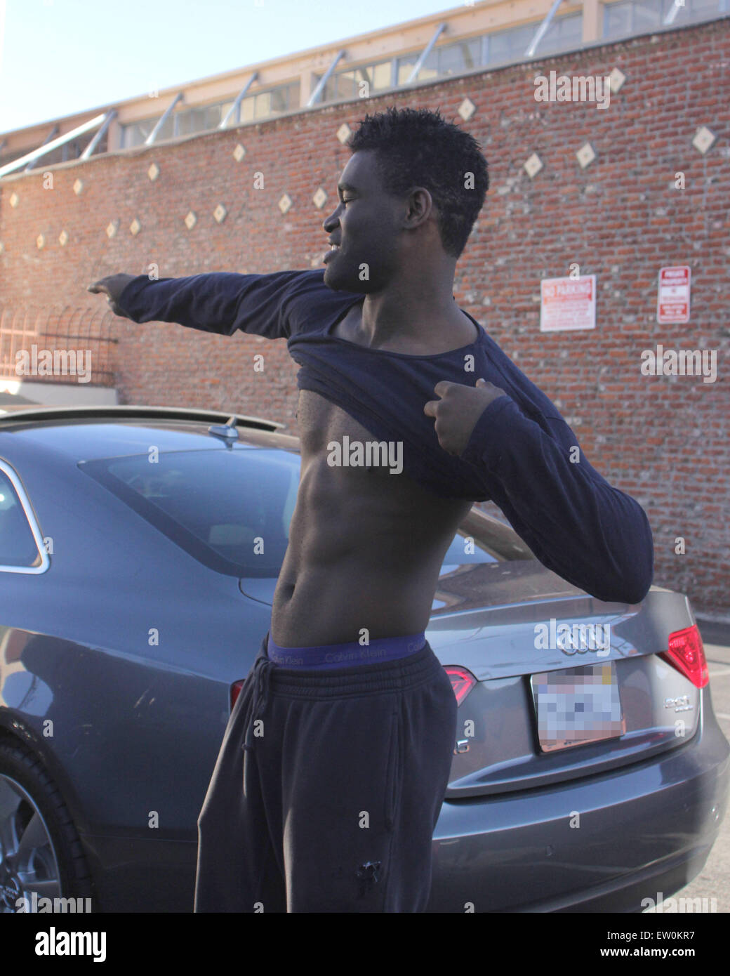 Celebrities and their dance partners arrive for 'Dancing With the Stars ...