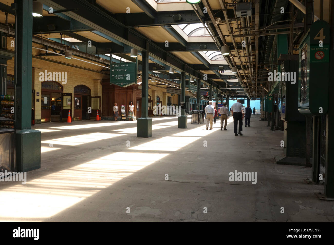 Terminal train trains nyc hi-res stock photography and images - Alamy