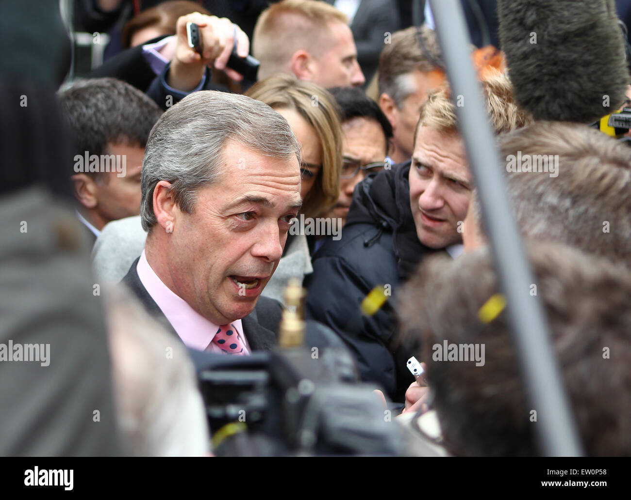 Nigel Farage MEP unveils UKIP's five election pledges in Westminster ...