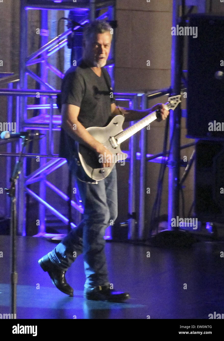 Van Halen perform live on Hollywood Boulevard for Jimmy Kimmel Live ...