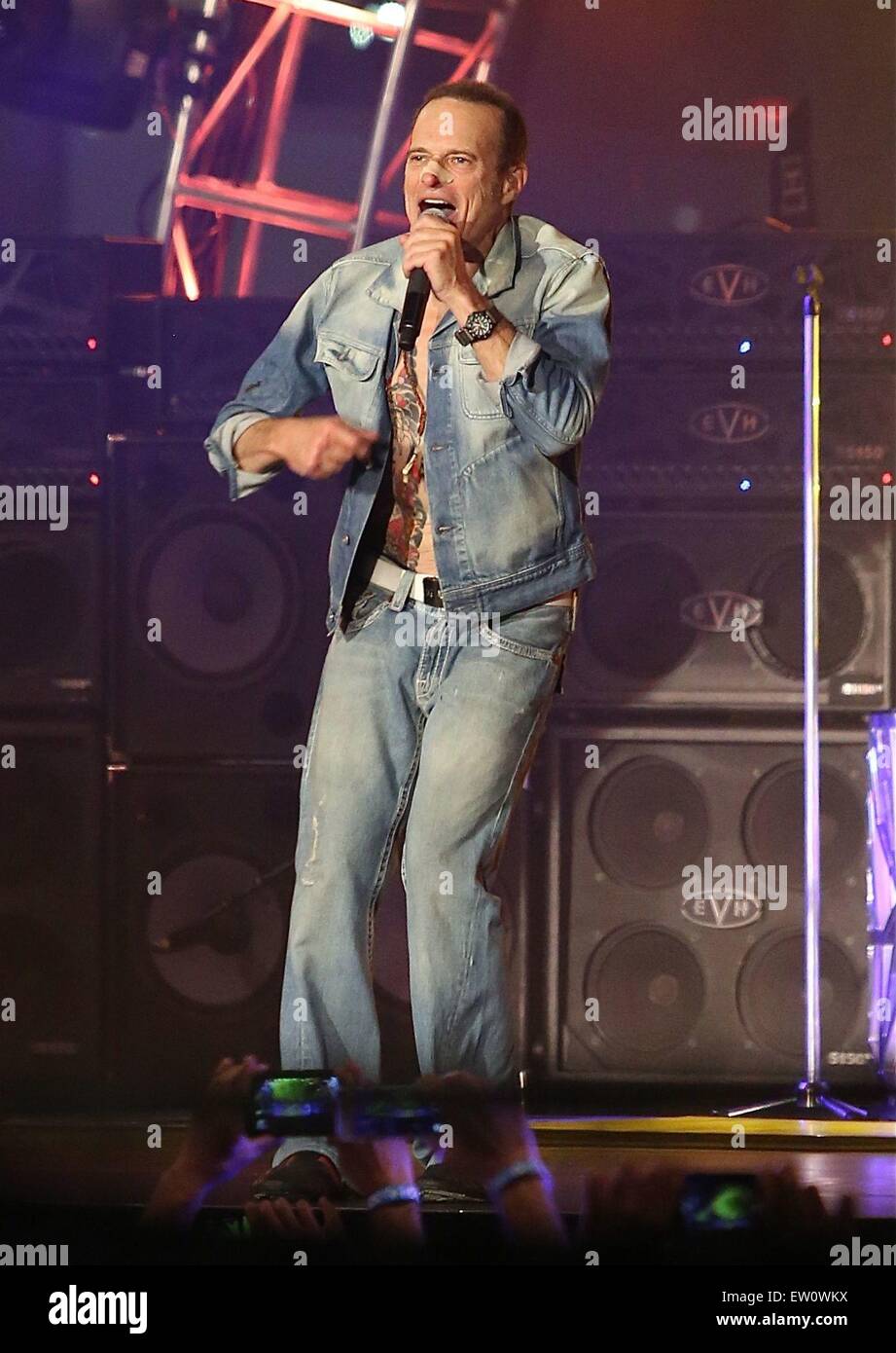 David lee roth cuts nose hi-res stock photography and images - Alamy