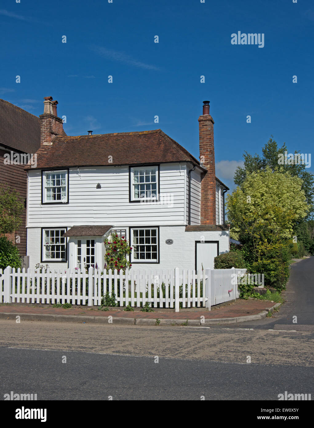 Matfield Cottage Kent England Stock Photo - Alamy