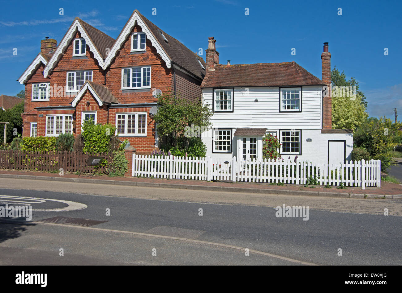 Matfield Cottage and House Kent England Stock Photo - Alamy