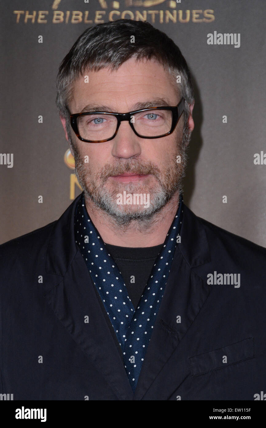 Vincent regan hi-res stock photography and images - Alamy