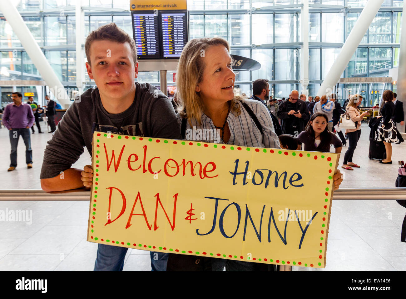 Welcome Home Airport Signs