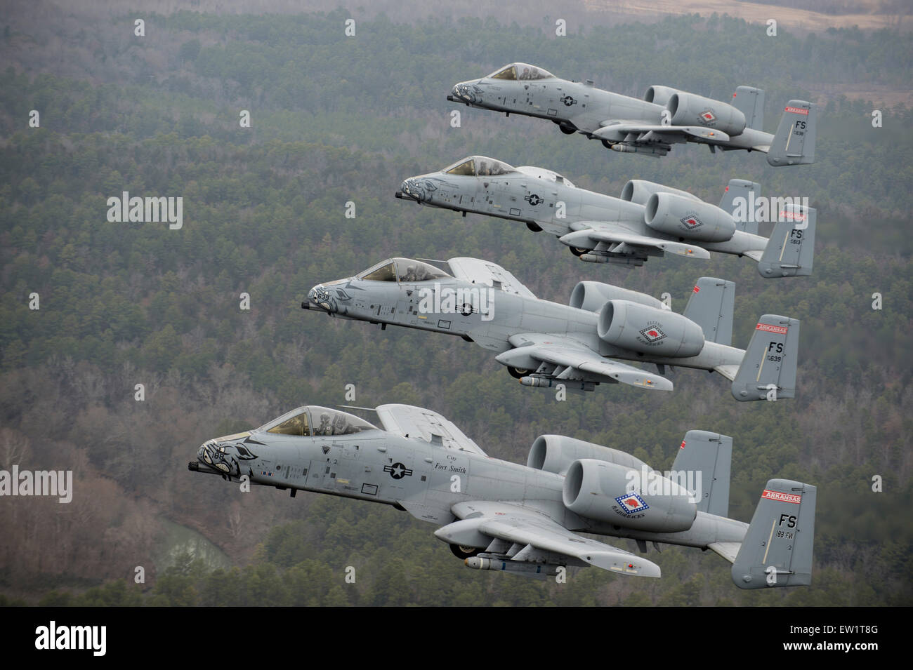 Military jet flying in formation hi-res stock photography and images ...