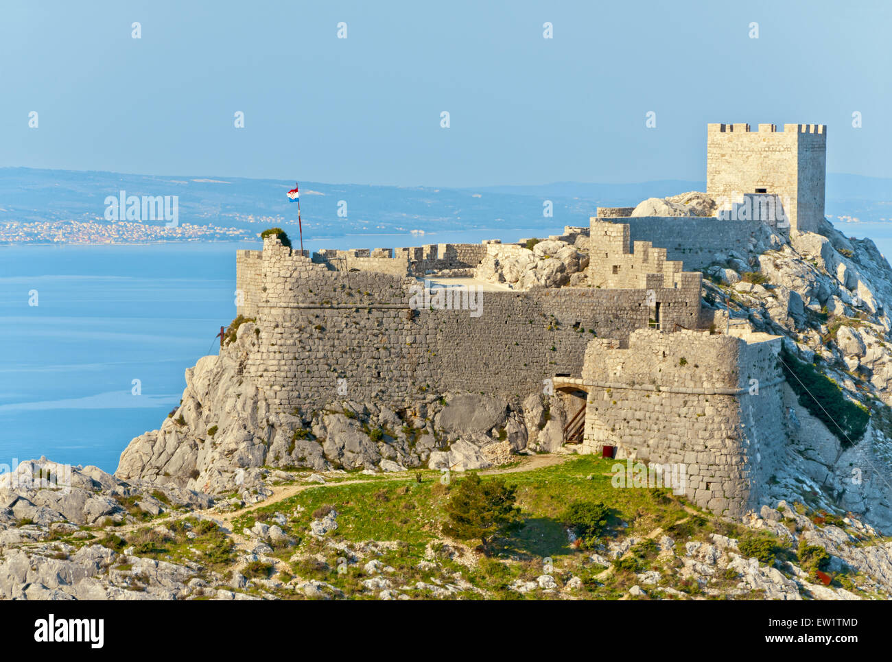 Omis fortress hi-res stock photography and images - Alamy