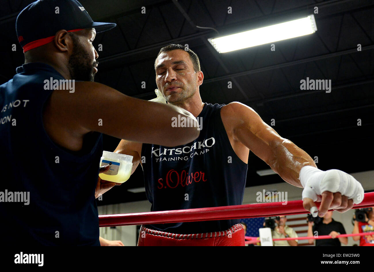 The Undisputed Heavyweight World Champion boxer Wladimir Klitschko ...