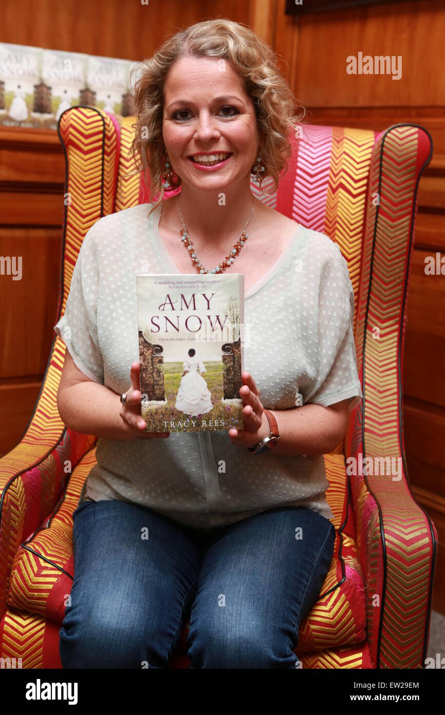Richard Madeley and Judy Finnigan celebrate with Tracy Rees, the winner ...