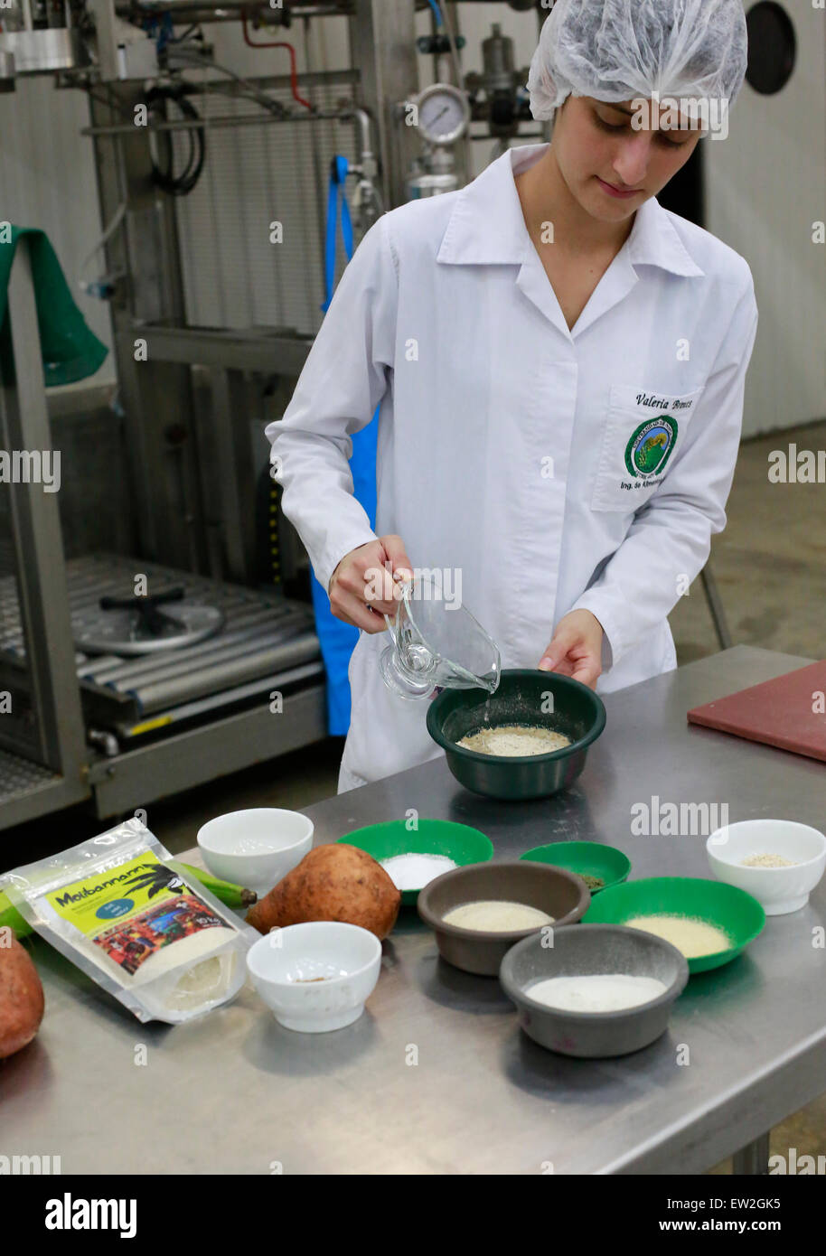 Student flour hi-res stock photography and images - Alamy