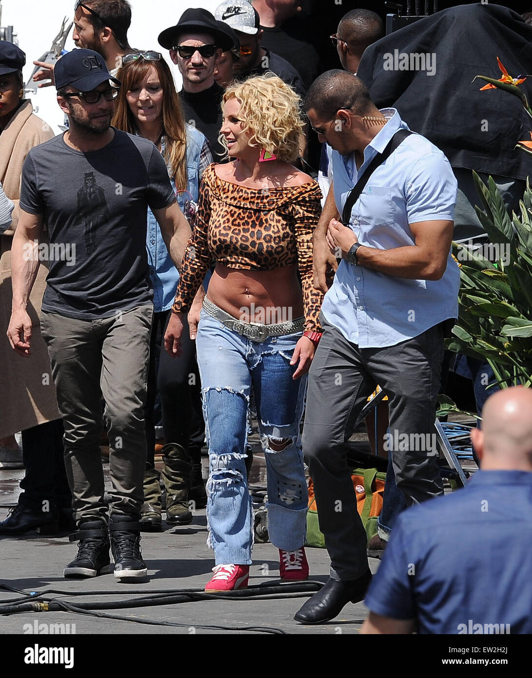 Larry rudolph britney spears hi-res stock photography and images - Alamy