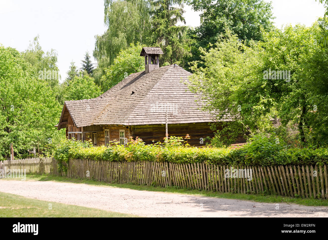 Old village green hi-res stock photography and images - Alamy