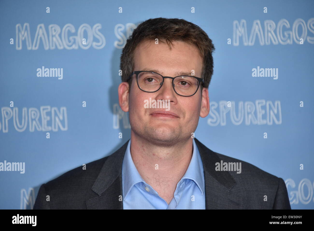 John green american author hi-res stock photography and images - Alamy