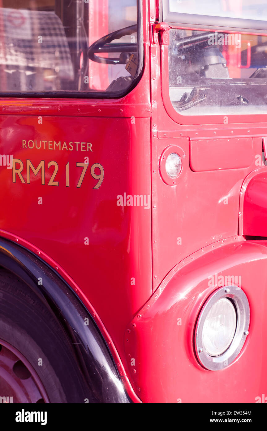 1950s bus vintage bus vintage buses hi-res stock photography and images ...