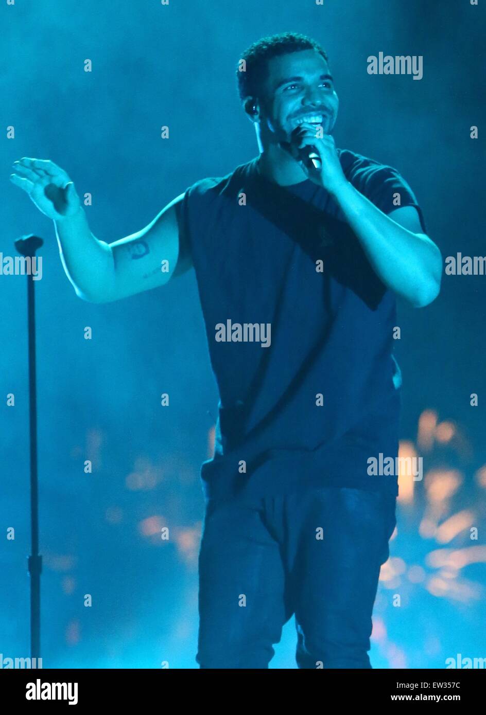 Coachella 2015 - Week 1 - Day 3 - Performances Featuring: Drake Where ...