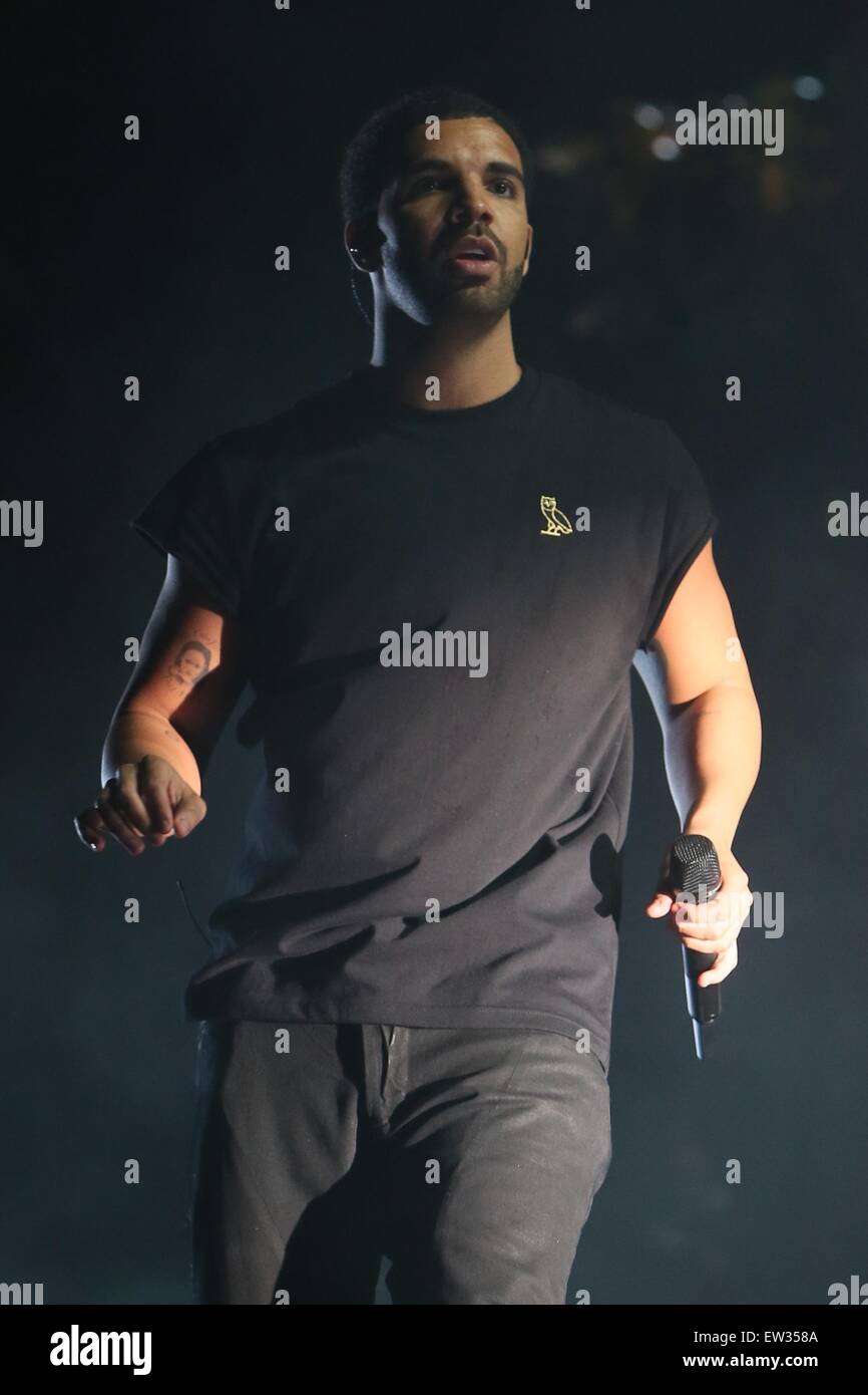 Coachella 2015 - Week 1 - Day 3 - Performances Featuring: Drake Where ...