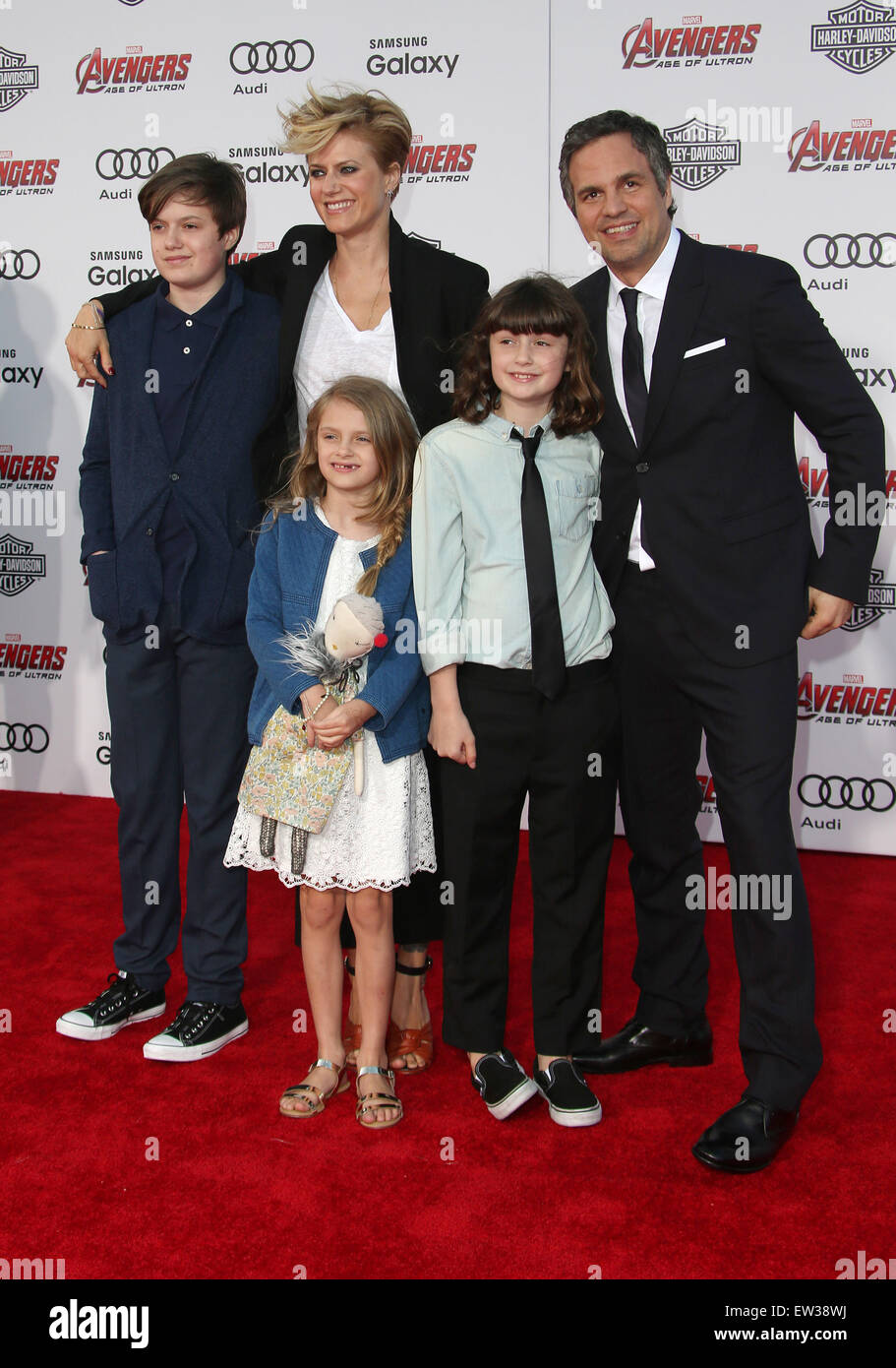 Mark ruffalo and daughter odette hi-res stock photography and images ...