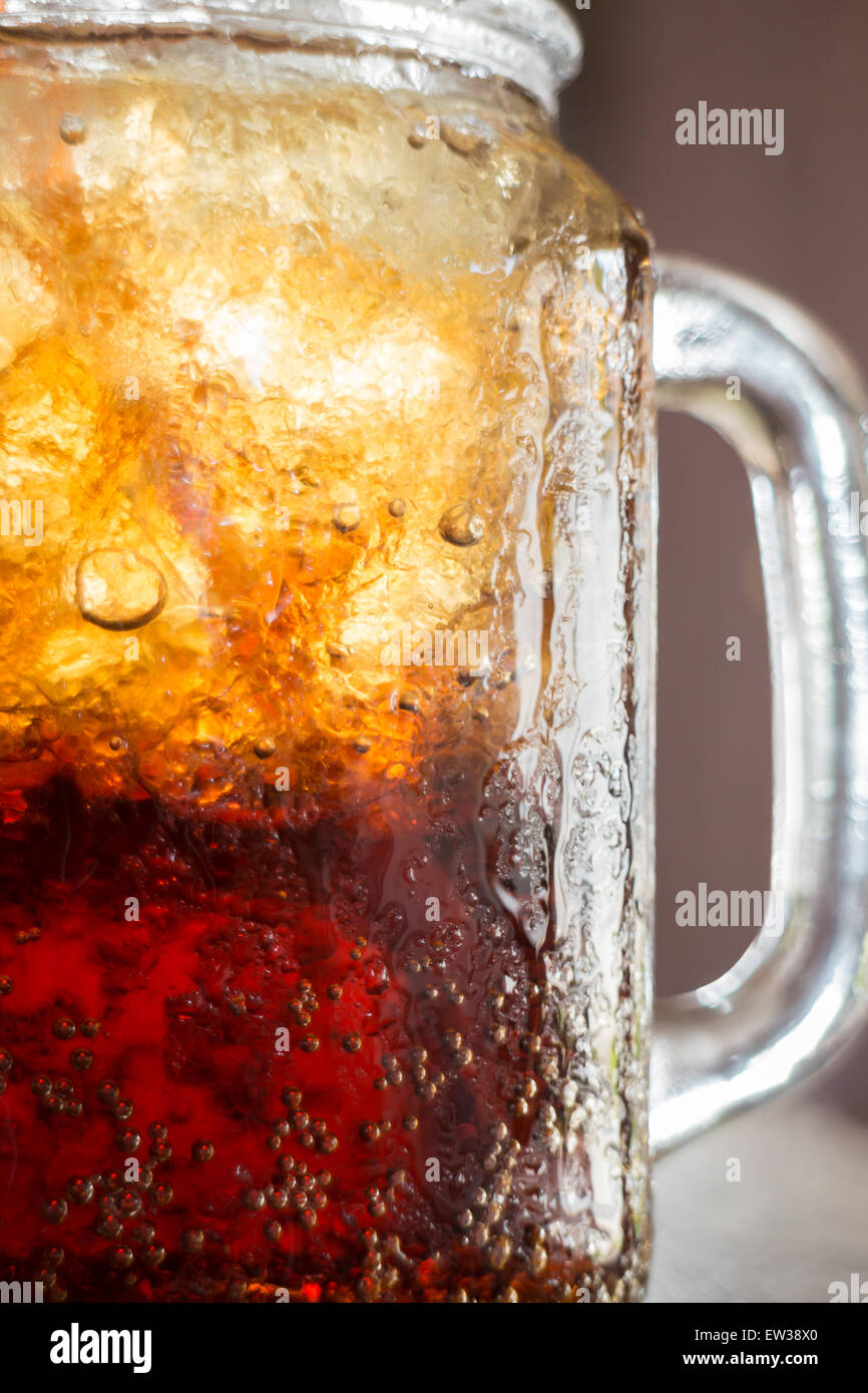 Pouring coca cola glass hi-res stock photography and images - Alamy