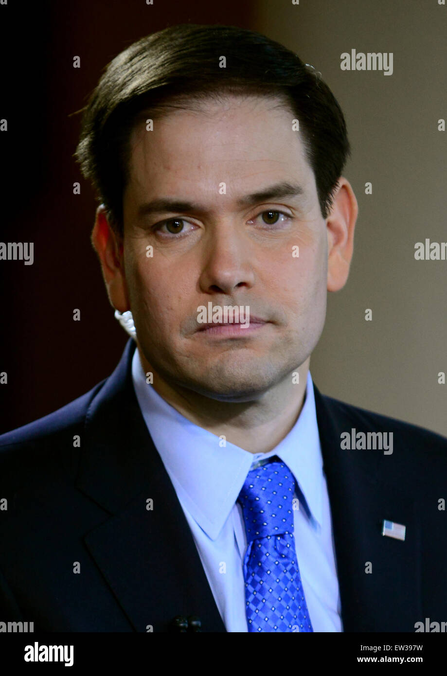 Republican Florida U.S. Senator Marco Rubio speaks as he announces his ...
