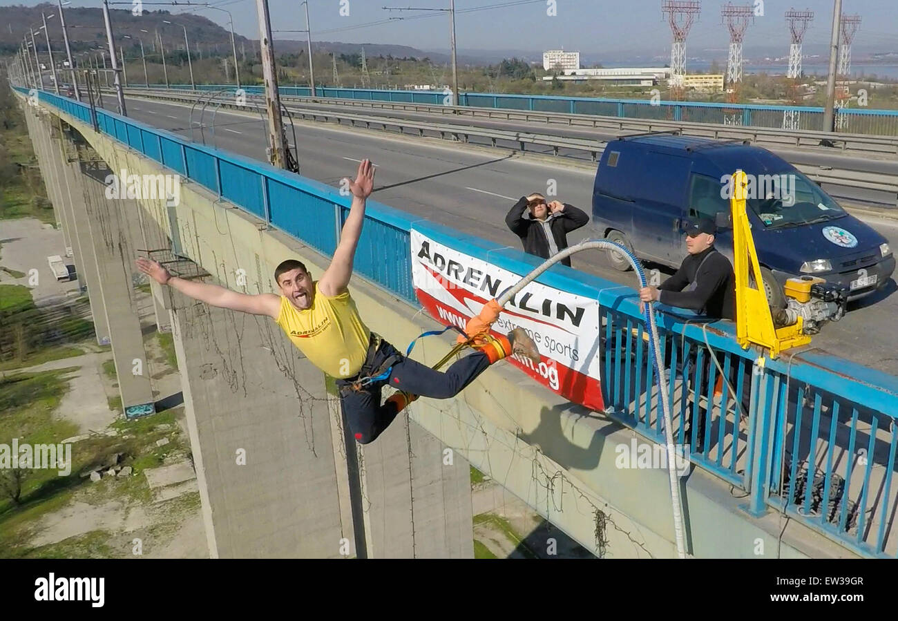 Extreme sports enthusiasts bungee jump from Asparuhov bridge, a popular ...