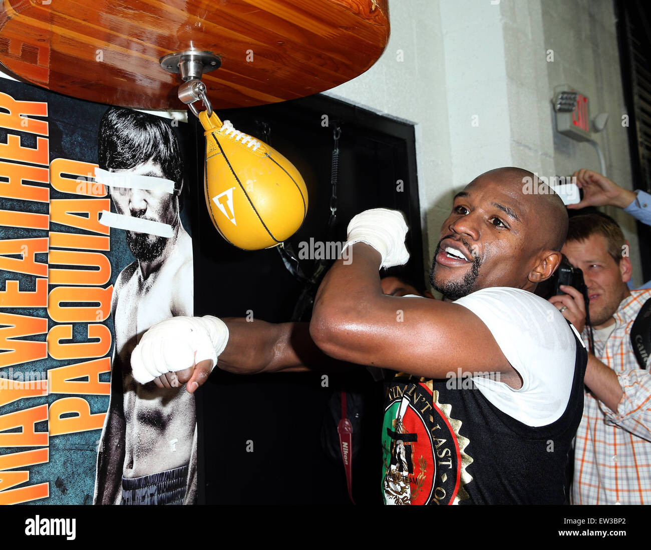 Floyd Mayweather Media Workout Day at Mayweather Boxing Club Las Vegas ...