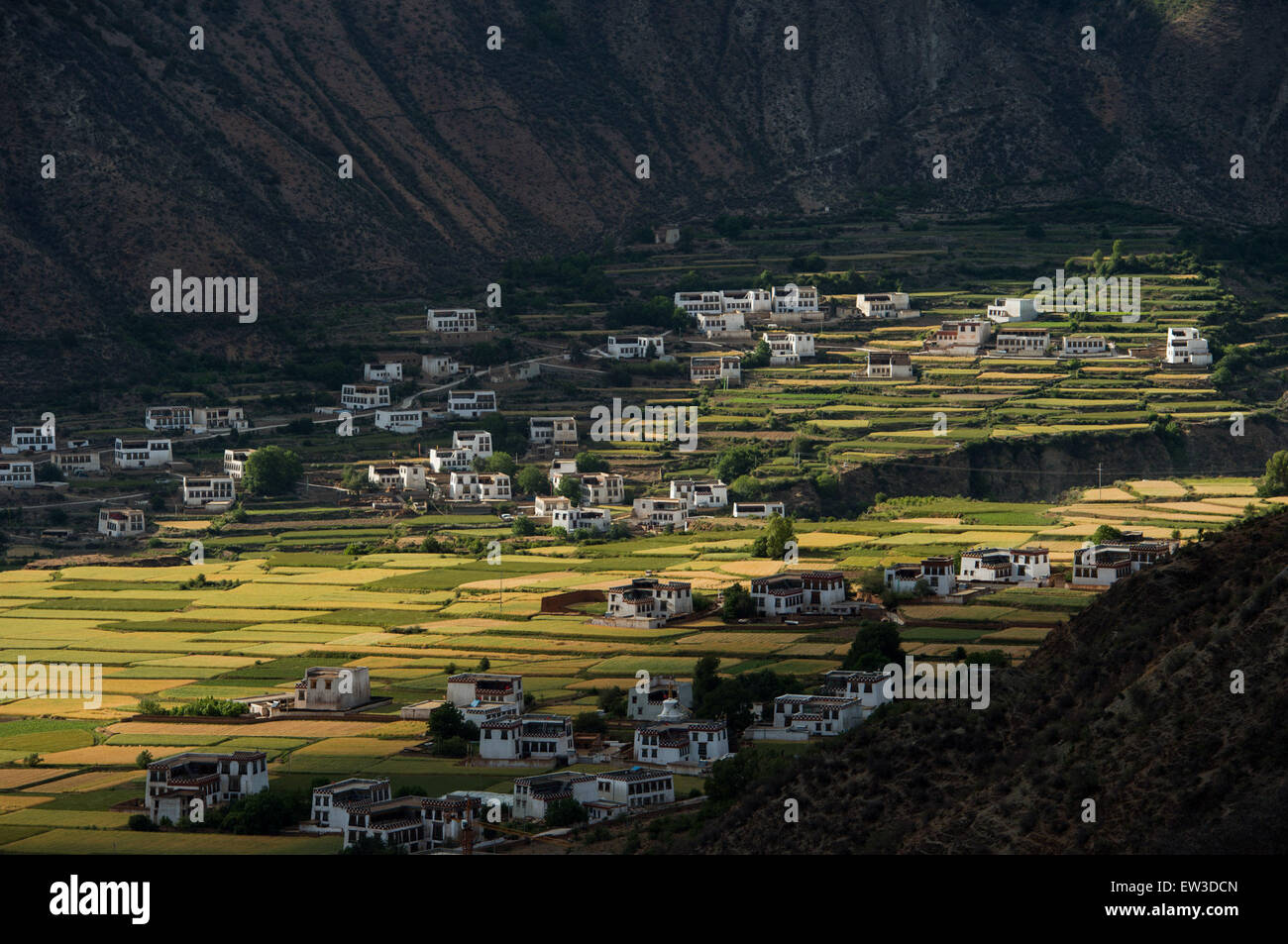 Western sichuan tourism hi-res stock photography and images - Alamy
