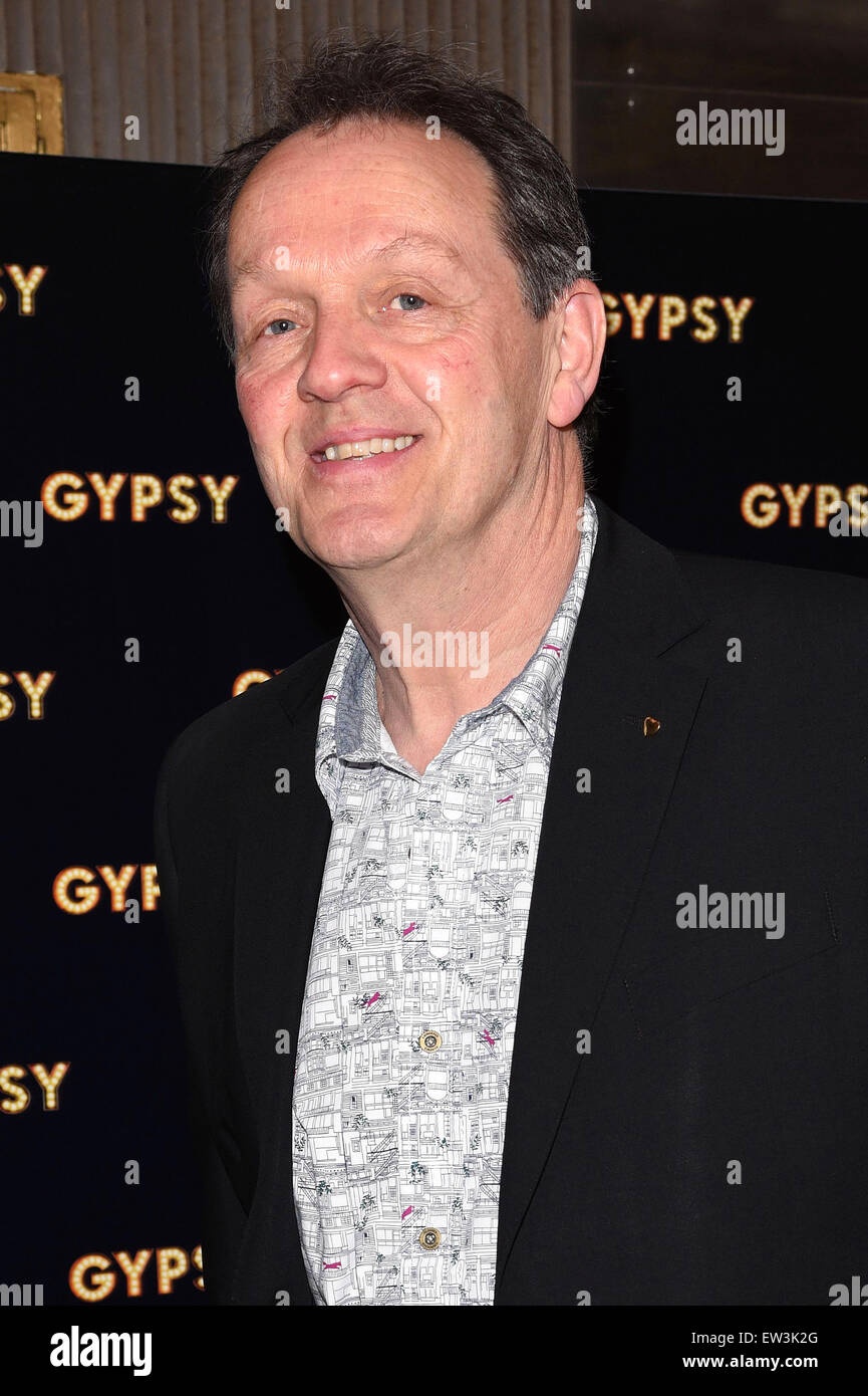Kevin whately 2015 hi-res stock photography and images - Alamy