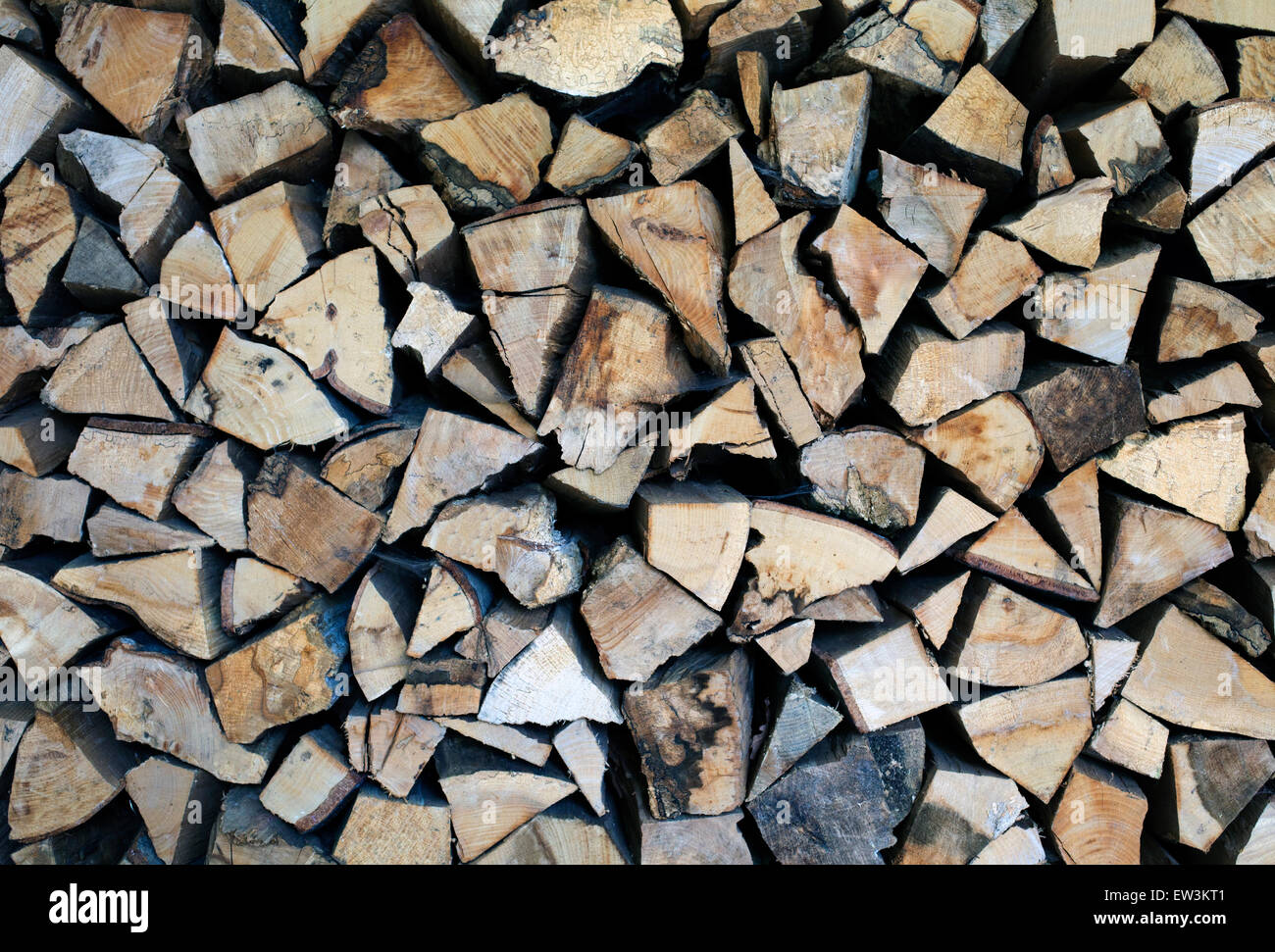 stack of firewood chopped into pieces Stock Photo - Alamy