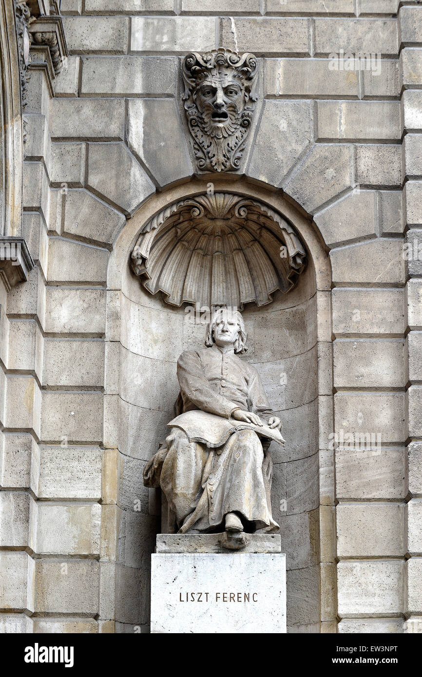 Ferenc Liszt statue Opera house Budapest Hungary Stock Photo - Alamy