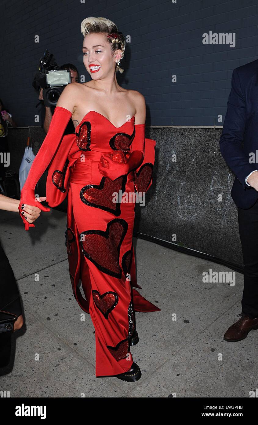 New York, NY, USA. 16th June, 2015. Miley Cyrus at arrivals for 2015 ...