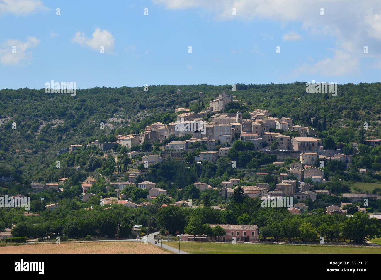 Simiane la Rotonde. South of France Stock Photo - Alamy