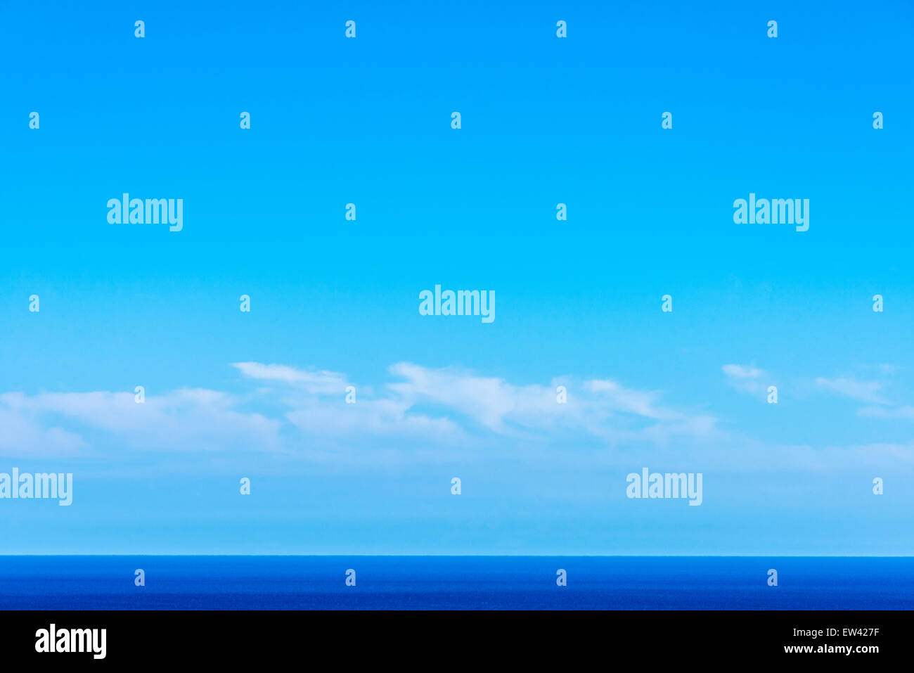 Straight lines in nature hi-res stock photography and images - Alamy