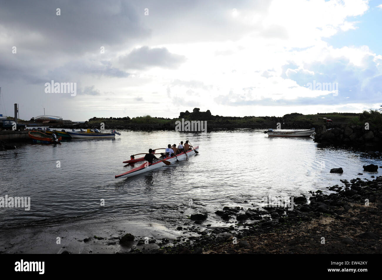 Rapa nui celebration hi-res stock photography and images - Alamy