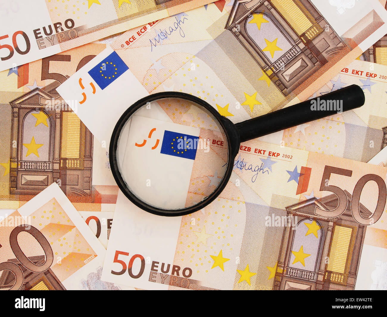 Financial crisis, Grexit? The EU and its currency under the magnifying ...