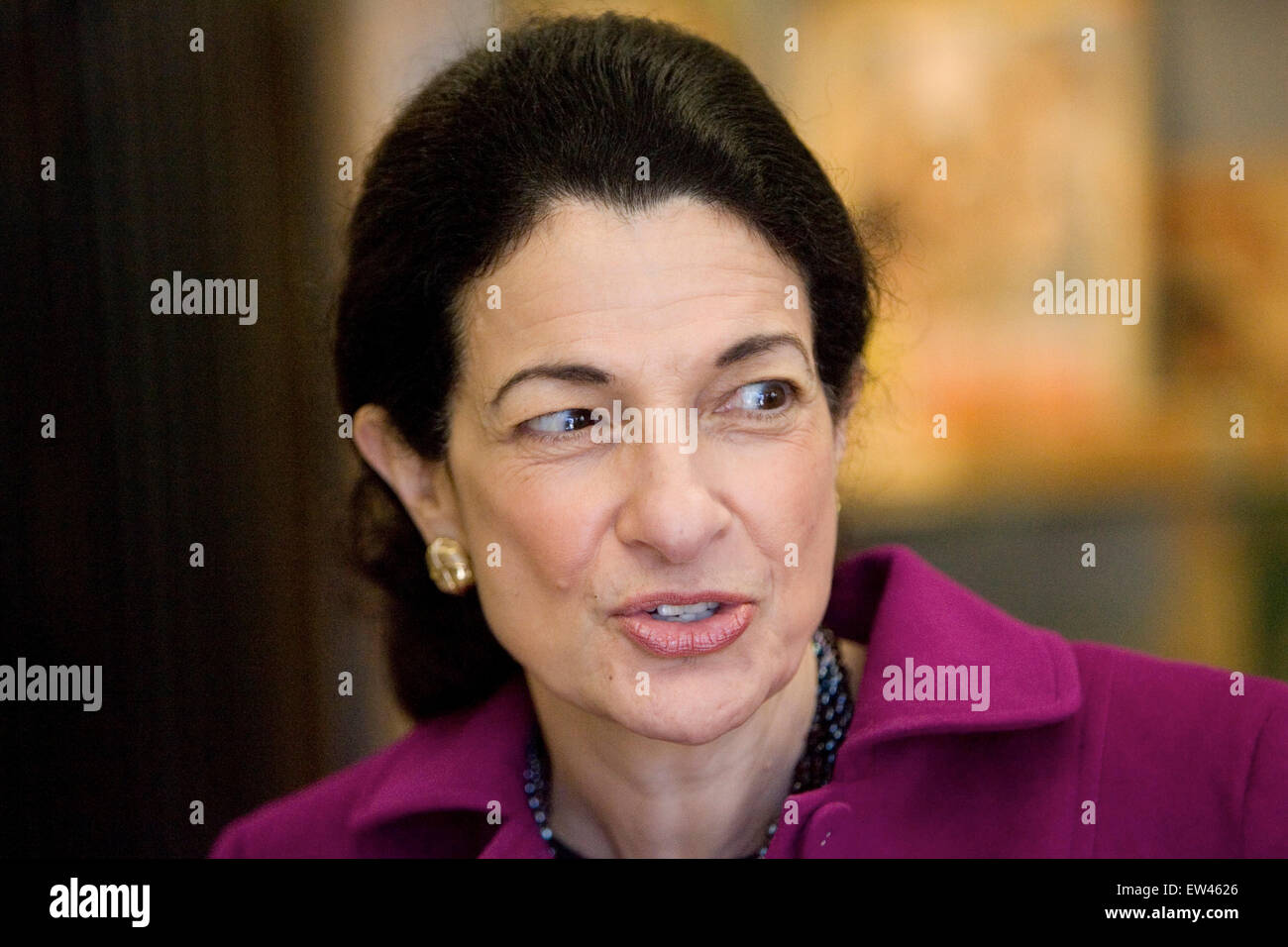 Olympia snowe hi-res stock photography and images - Alamy