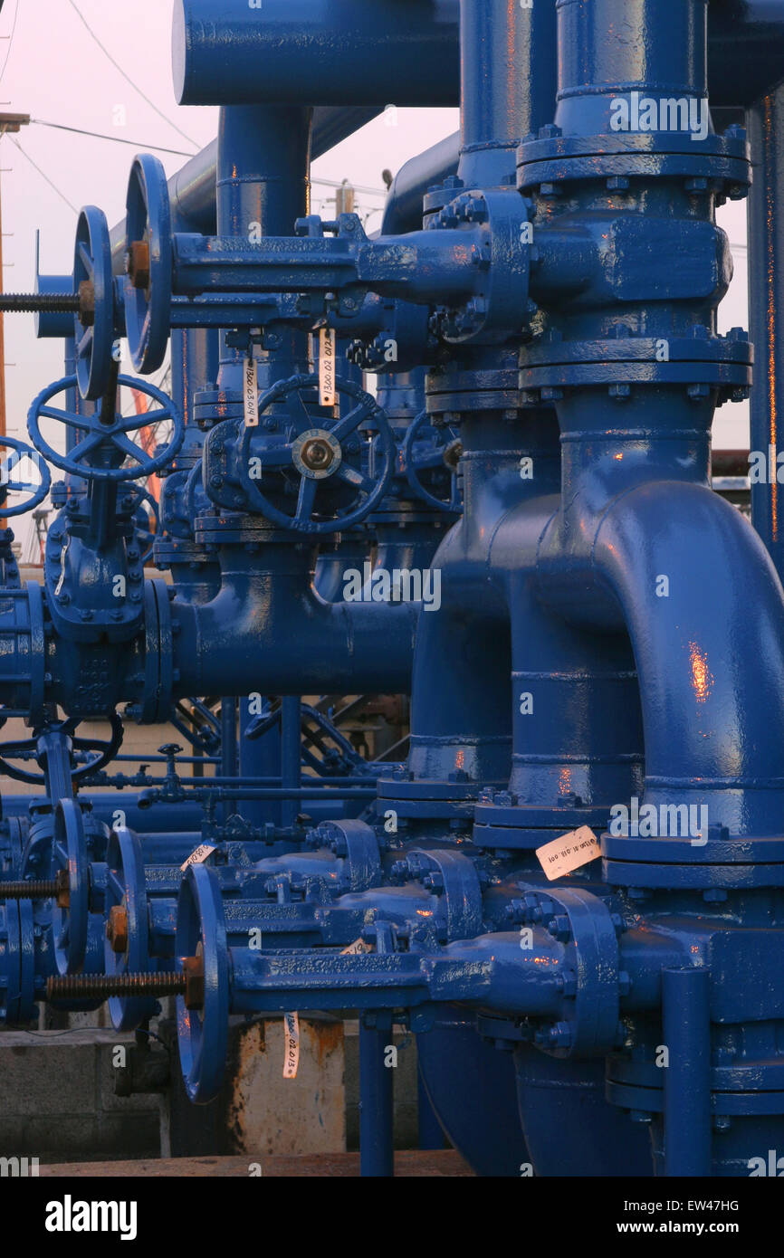 tank farm valves Stock Photo - Alamy