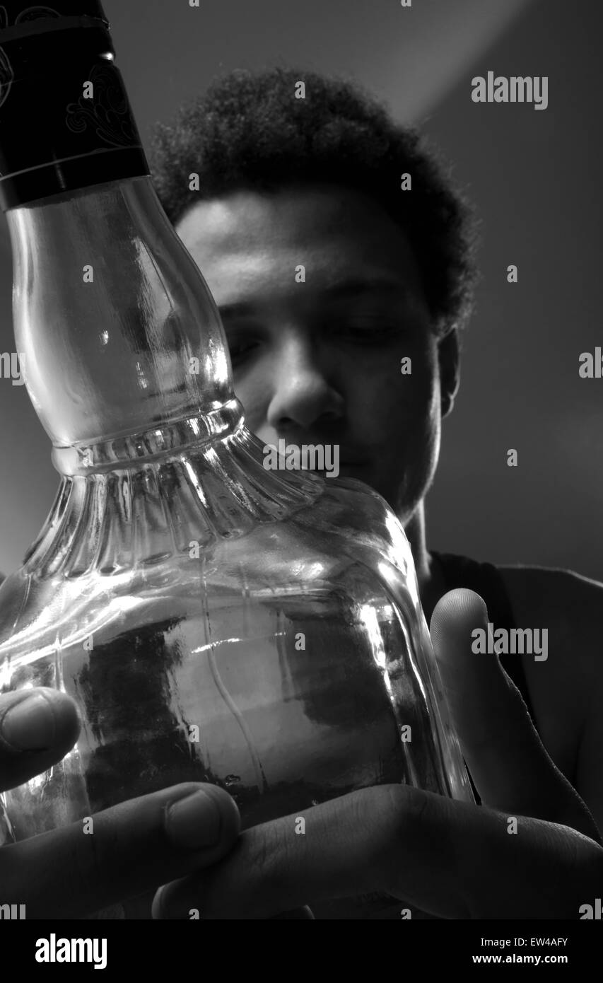 African american young man head Black and White Stock Photos & Images ...