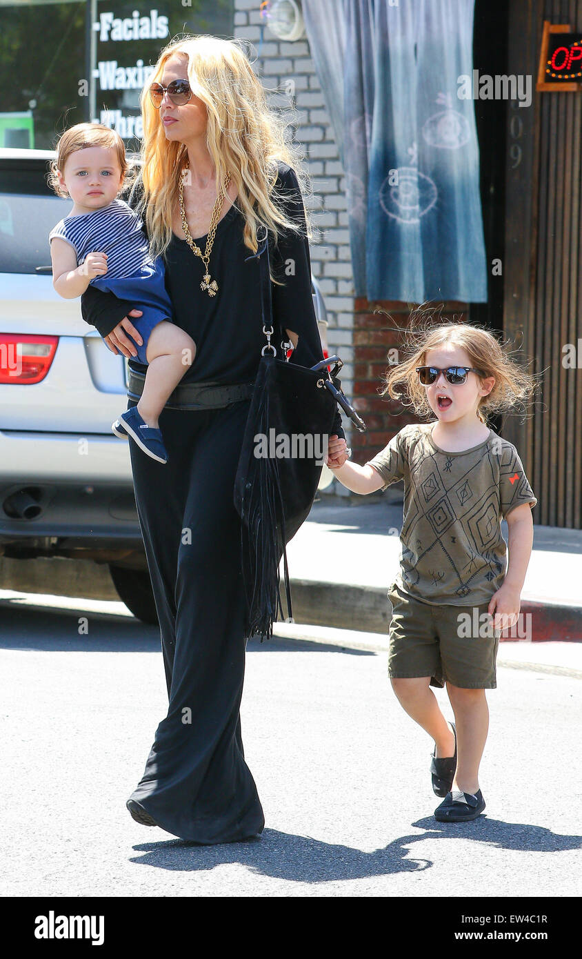 Rachel Zoe takes her kids Kaius and Skyler out for lunch in West ...