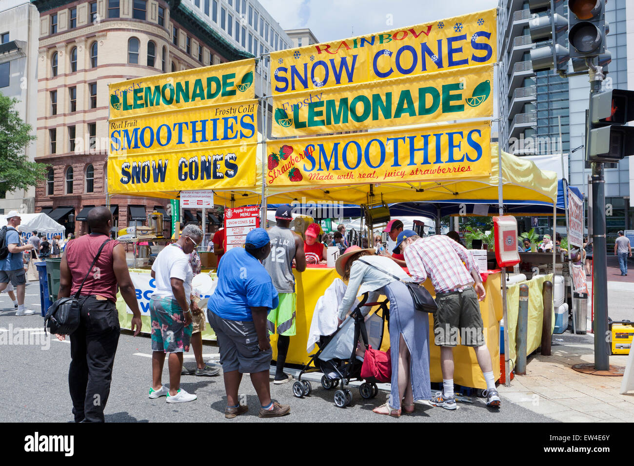 Refreshment stand hi-res stock photography and images - Alamy