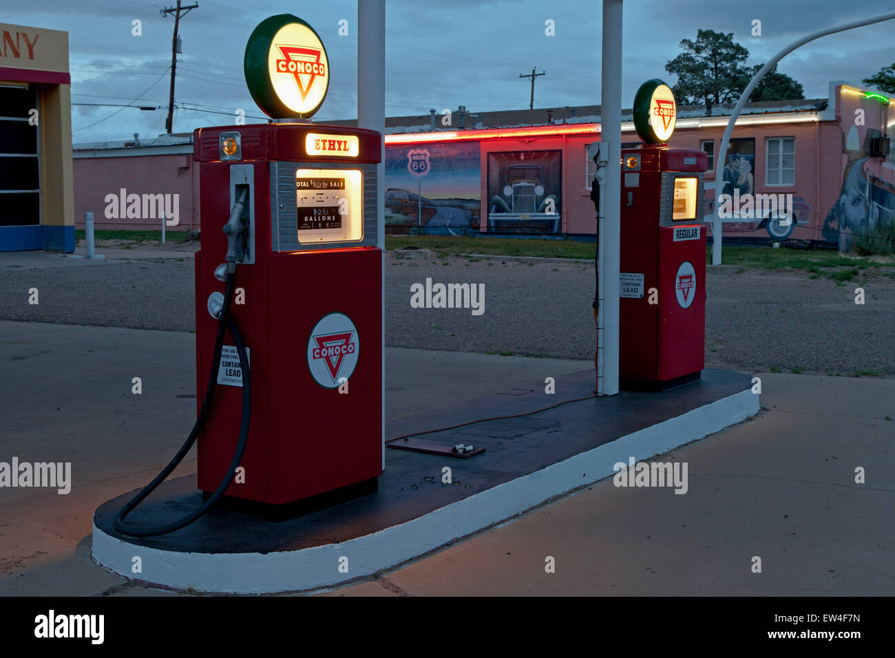 Conoco gas station sign High Resolution Stock Photography and Images ...