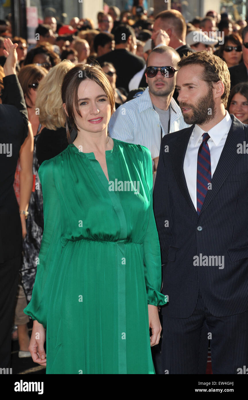 Emily Mortimer And Alessandro Nivola Wedding