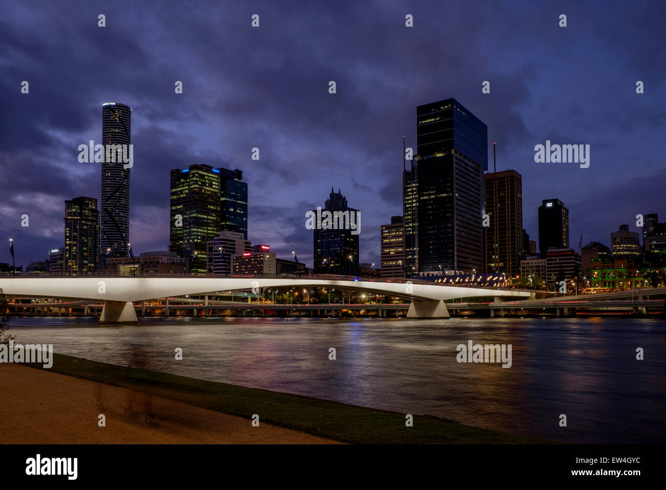 Brisbane at night Stock Photo - Alamy