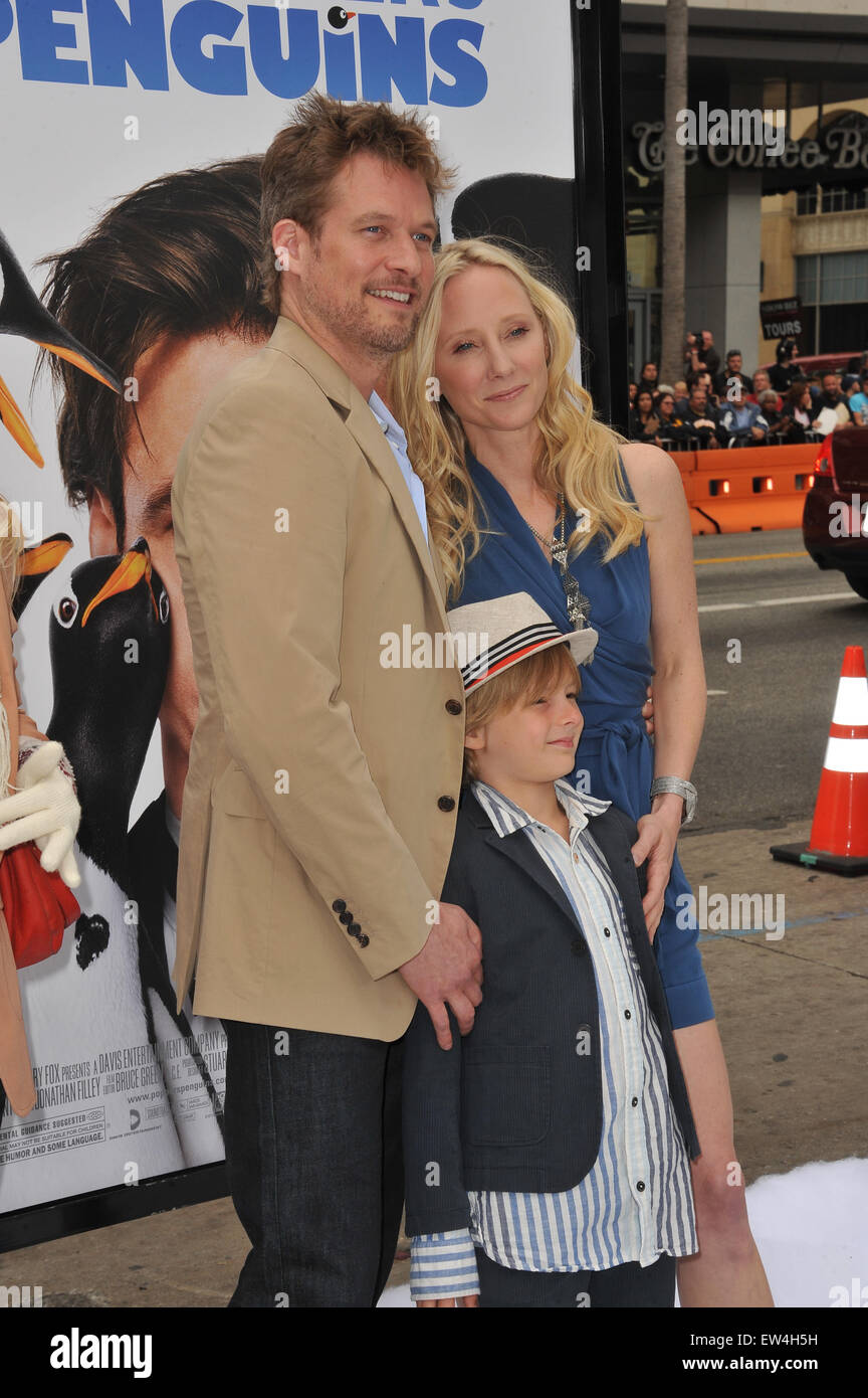 Anne heche with james tupper and her son hi-res stock photography and ...