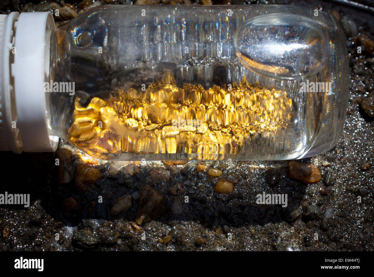 Gold mining ingot sand hi-res stock photography and images - Alamy