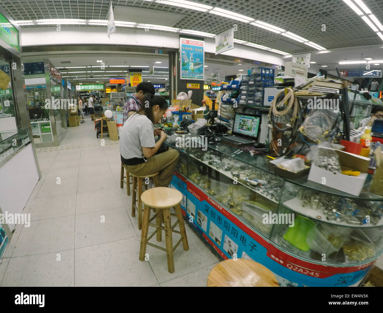 Huaqiangbei electronics market shenzhen in hi-res stock photography and ...
