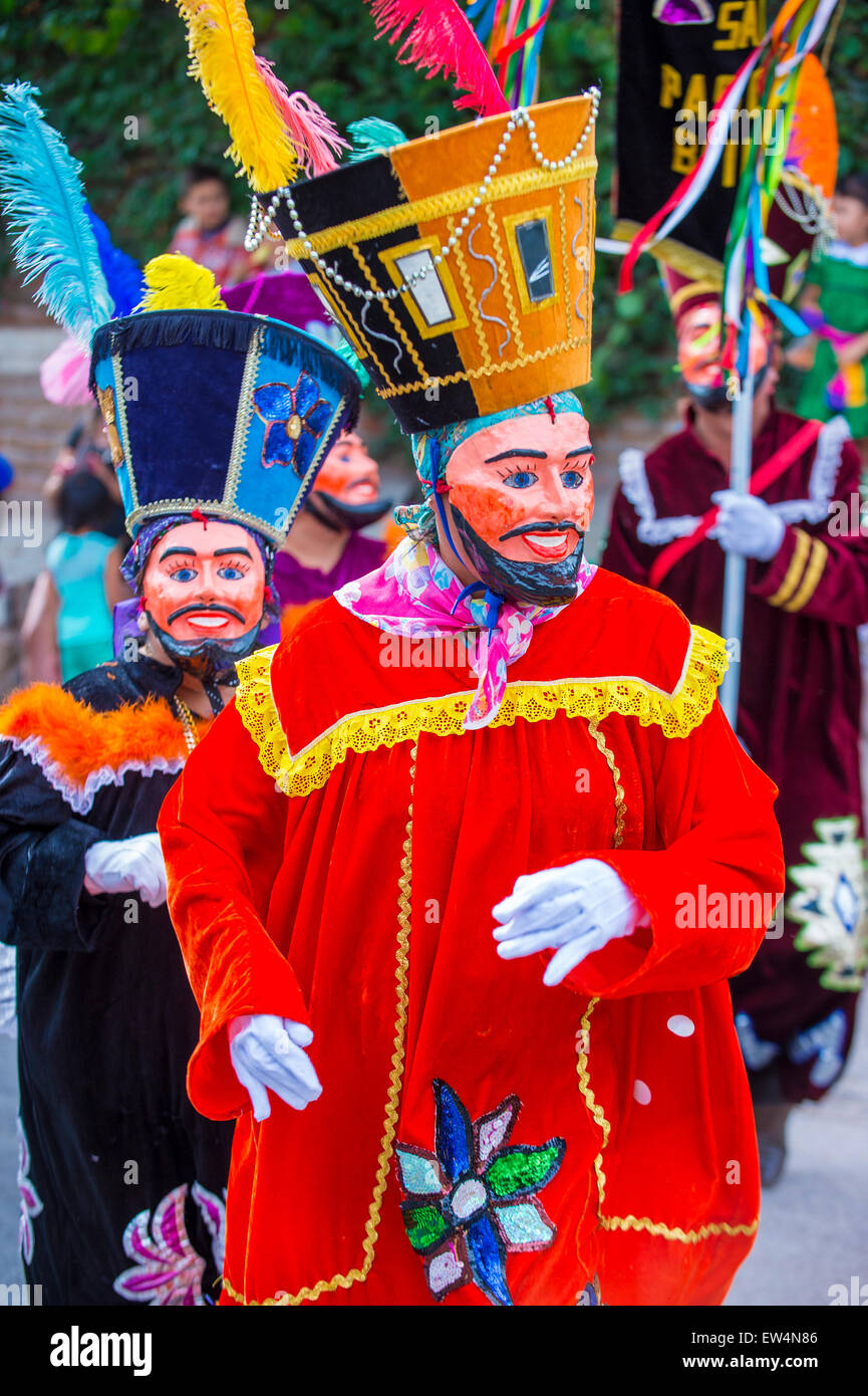 Chinelos dance mexico hi-res stock photography and images - Alamy